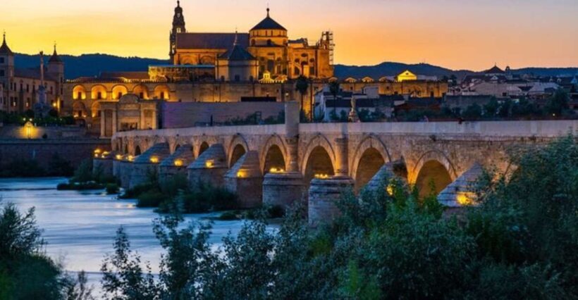Córdoba: Private Mosque-Cathedral and City Tour - Starting at Torre Campanario