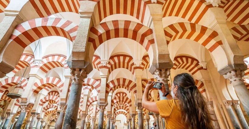 Córdoba: Skip-the-Ticket-Line Mosque-Cathedral Guided Tour - The Tour Itinerary in Detail
