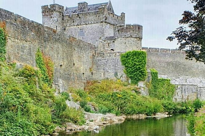 Cork City, Cahir Castle and Rock of Cashel Tour With Spanish Speaking Guide - Rock of Cashel: Exploring the Historic Landmark