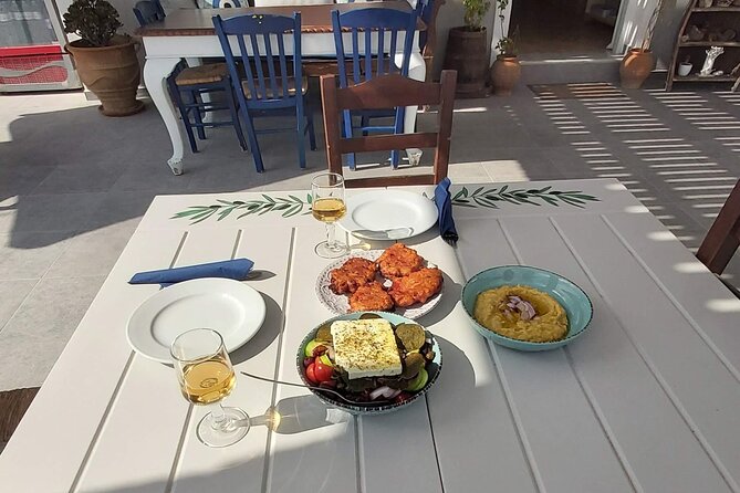 Cork & Fork Tour in Santorini with 2 Wineries and Lunch - Transportation and Timing: What to Expect