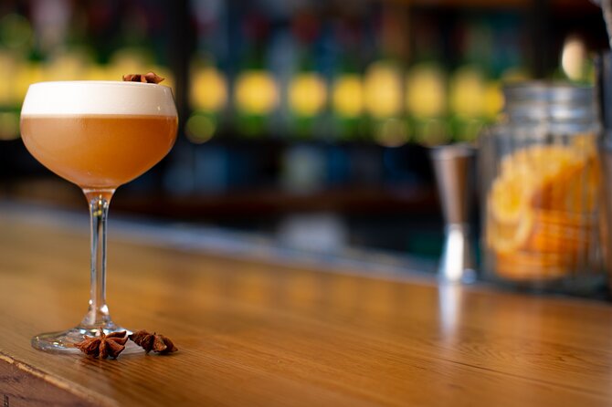 Cork Midleton Distillery Experience (Jameson) Experience Range - Premium Whiskey Tasting at the Distillery