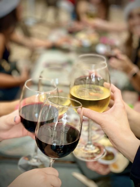 Corks & Forks Tour (Strolling) - Key Points