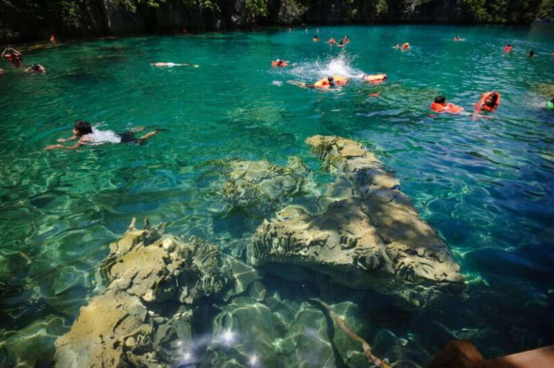 Coron: Barracuda Lake, Skeleton Wreck, Twin Lagoon Boat Tour - The Sum Up
