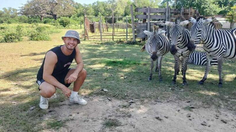 Coron: Calauit Safari Black Island Lunch & Transfer included - Key Points