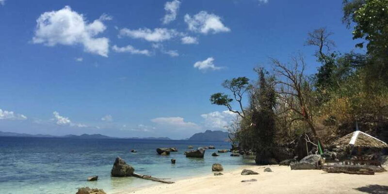 Coron: Private Tour with Kayangan Lake and Twin Lagoon - Price Analysis: Is It Worth It?