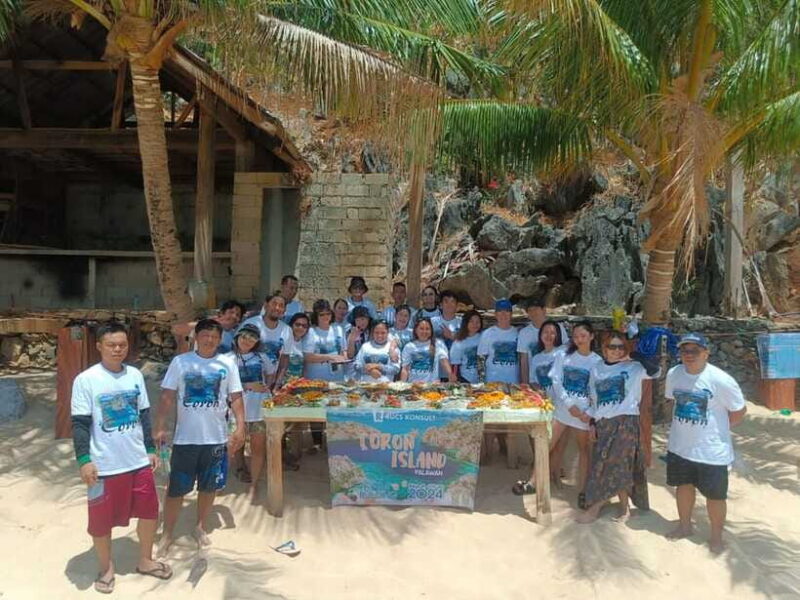 CORON TOUR - PRIVATE BOAT RENTAL with LUNCH (7 Destinations) - FAQs