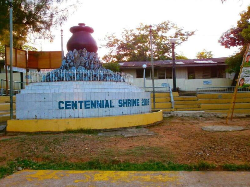 Coron: Town Tour with Maquinit Hot Spring - The Hot Spring: Maquinit’s Warm Embrace