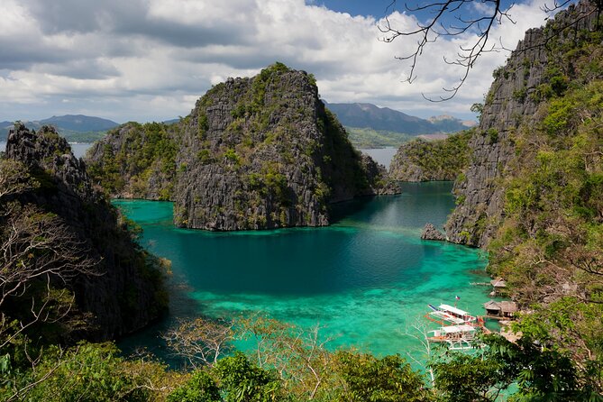 Coron Ultimate Tour - Private Tour w/ Buffet Lunch (Full Day) - An In-Depth Look at the Coron Ultimate Tour
