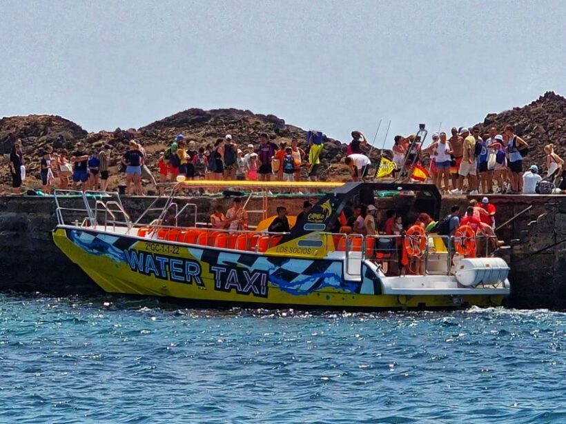 Corralejo: Isla de Lobos Round-Trip Ticket with Park Entry - Key Points