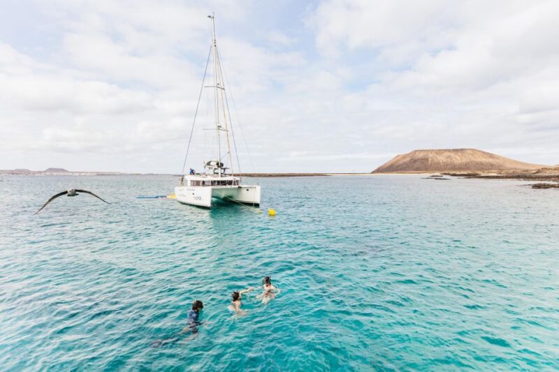 Corralejo: Lobos Island Catamaran Tour with Drinks & Snorkel - Final Thoughts