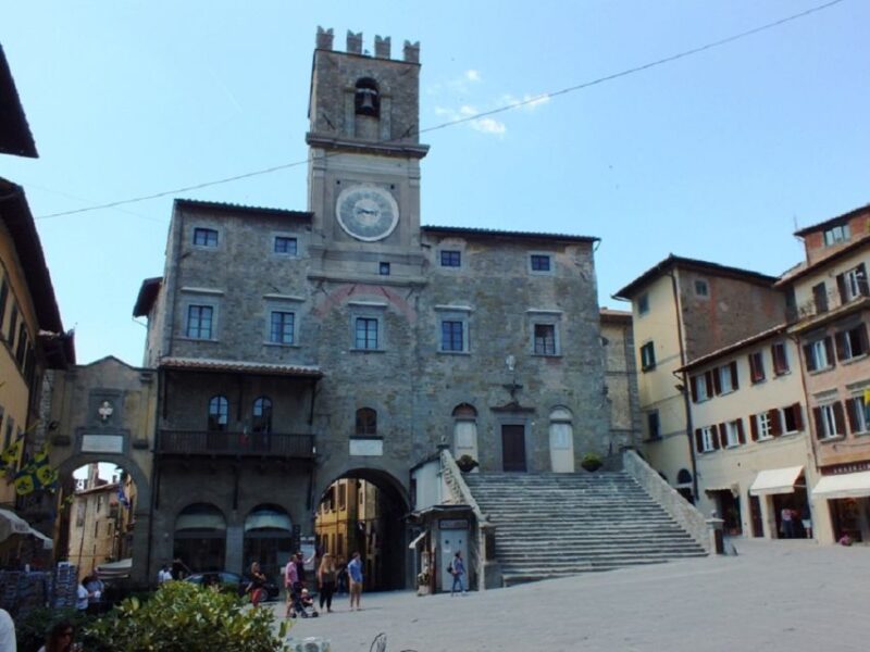 Cortona: Private 2-hour Guided Tour - Key Points