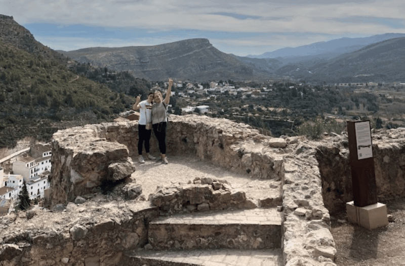 Costa Blanca: Chulilla and the Hanging Bridges Tour - Itinerary in Detail: From Canyon to Castle