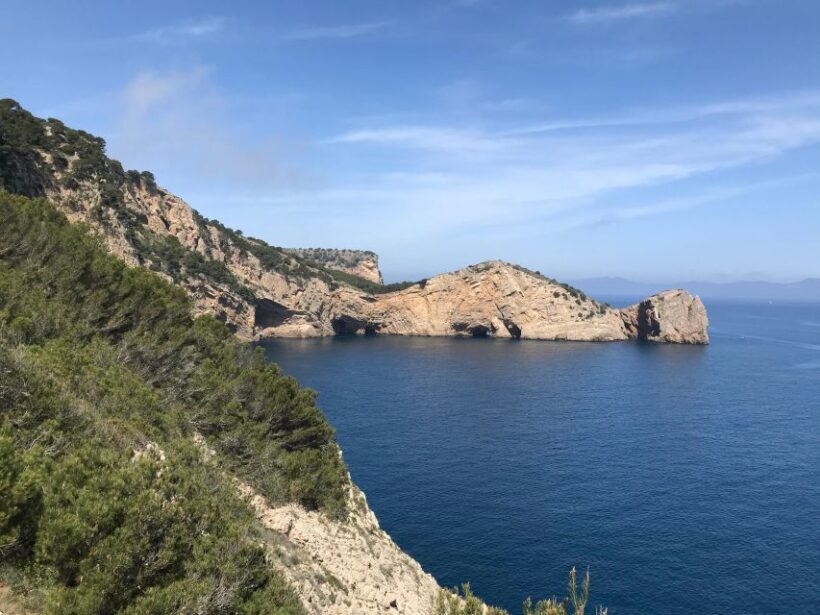 Costa Brava Discovery: Hike & Swim from Barcelona - FAQ