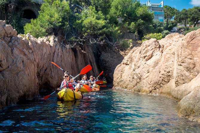 Costa Brava Kayaking and Snorkeling Small Group Tour with Lunch - FAQ