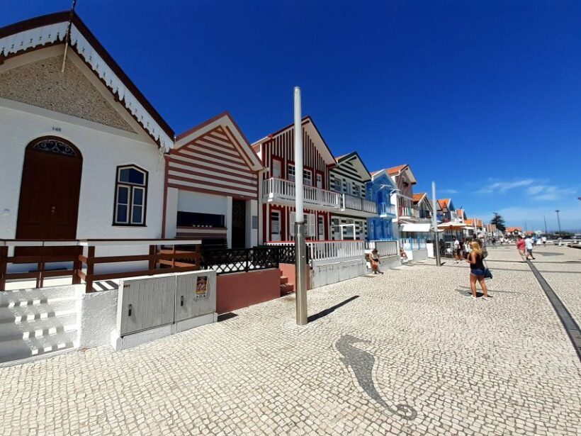 Costa Nova Tour Color "Stripe Houses" - FAQ
