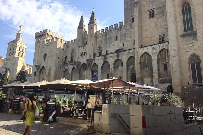 Côtes du Rhône Wine tour: Avignon, Palace of the Popes - A Taste of Local Flavors at Les Halles
