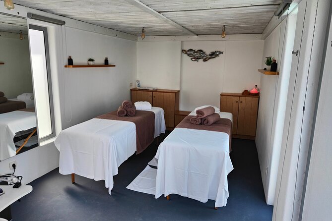 Couples Aromatherapy Massage - The Perfect Setting for Romance