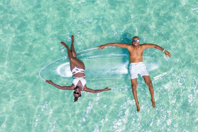 Couples Clear Kayak Photoshoot In Montego Bay - Key Points