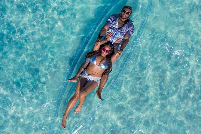 Couples Clear Kayak Photoshoot in Montego Bay - Key Points