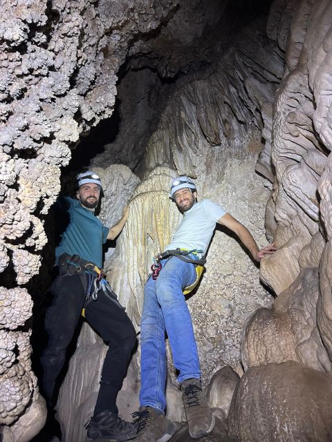 Cova Fosca in Sierra Segaria, Ondara - The Guides and Equipment