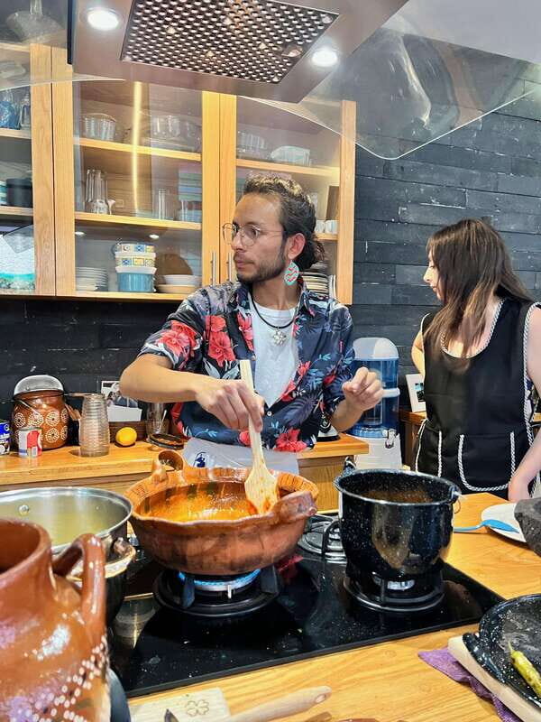 Coyocán: Market Tour and Cooking Class - Who Should Consider This Tour?