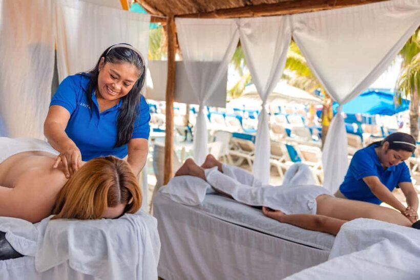 Cozumel: Best Beach Massage Experience + Beach - Authentic Experience or Commercial Comfort?