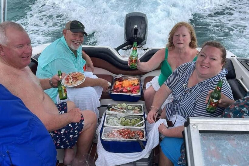 Cozumel: El Cielo & Reef Private Boat Tour with Snacks - Key Points