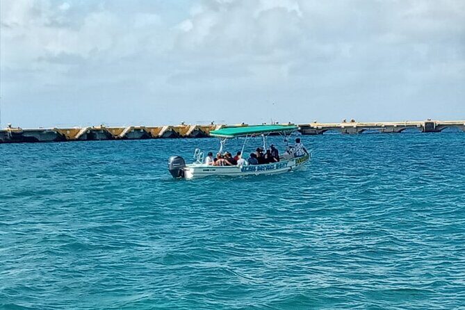 Cozumel El Cielo Tour by Boat from Playa del Carmen & Transfer - FAQs