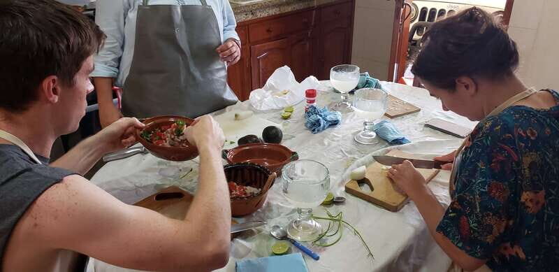 Cozumel: Private Cooking Class in a Family Kitchen - Who Should Consider This Tour?