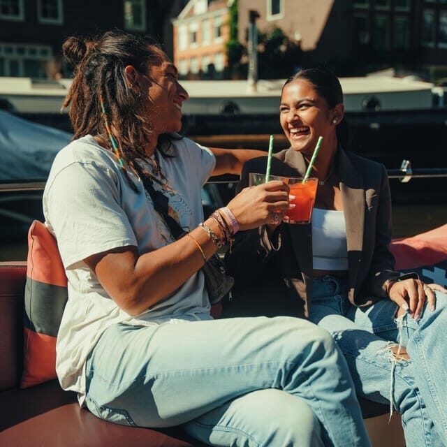 COZY AND FUN CANAL TOUR: A UNIQUE JOURNEY THROUGH AMSTERDAM - The Itinerary and What You’ll Expect