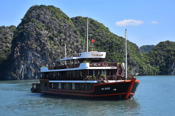Cozy Boutique Cruise - Lan Ha Bay & Cat Ba Island Explorer 2D1N - An In-Depth Look at the Experience