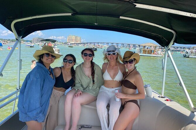 Crab Island Party!! Lily Pad, Paddleboard, Speaker & Cooler - Insights from Reviews