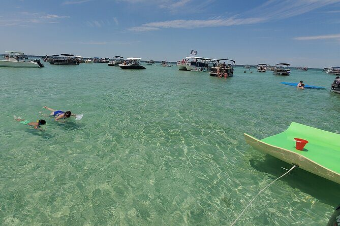 Crab Island Party!! Lily Pad, Paddleboard, Speaker & Cooler - Who Should Consider This Tour?