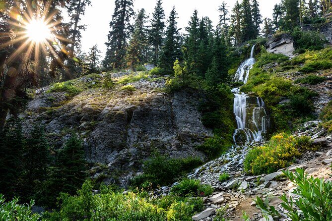 Crater Lake National Park Self-Guided Driving Audio Tour - A Close Look at the Crater Lake Adventure