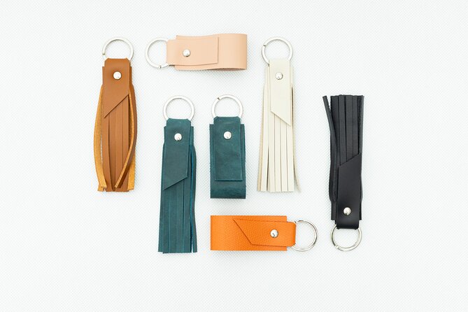 Create a Unique Leather Accessory in Downtown Budapest! - Unique Leather Accessories: Design Possibilities