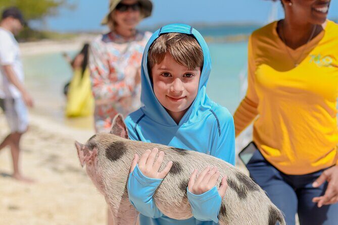 Create-Your-Own Luxury Adventure in Nassau with photographer - Who Should Consider This Tour?