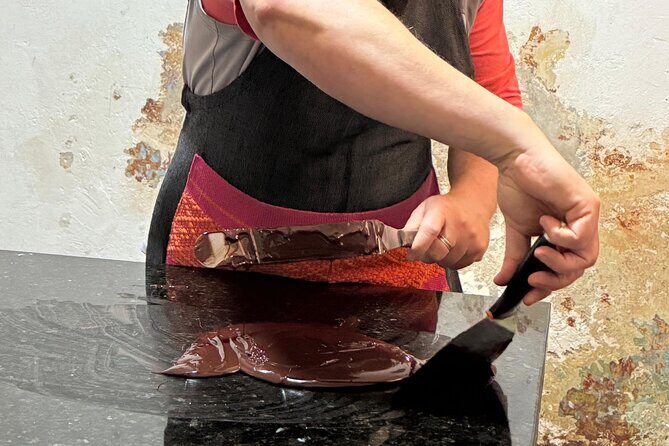 Create your own Oaxacan chocolate bar - An engaging introduction to Oaxaca’s chocolate heritage