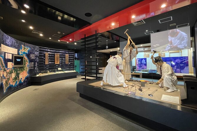 Create Your Own Pocket Knife in Miracle Kitchen Knife Factory - Lunch Break and Culinary Delights