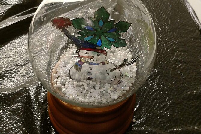 Create Your Own Winter Snow Globe in Estes Park - Discovering the Craft: What to Expect During the Tour