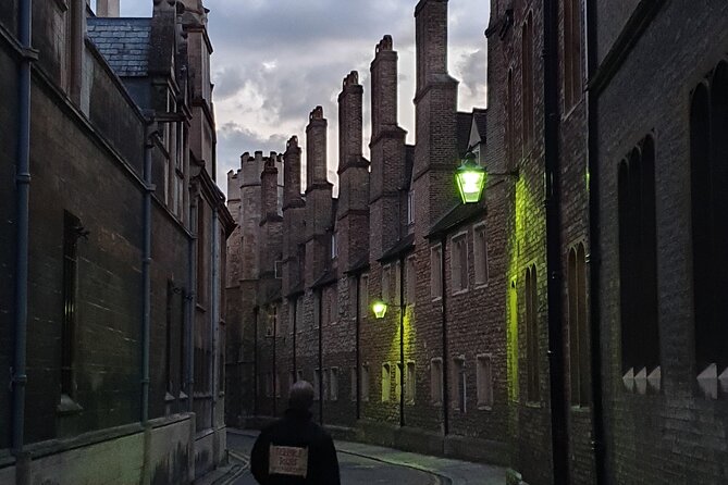 Creepy Cambridge - Cambridges Most Entertaining Ghost Walk - Ghostly Whispers at Trinity College