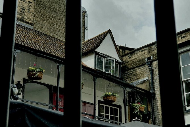 Creepy Cambridge - Cambridges Most Entertaining Ghost Walk - Oliver Cromwells Haunting Legacy
