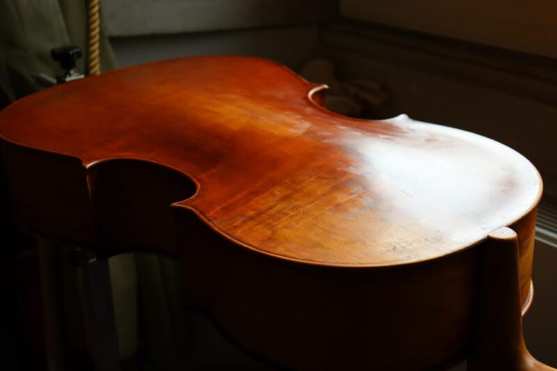 Cremona: Visit the Violinmaker School - The Secret of Strad - Key Points