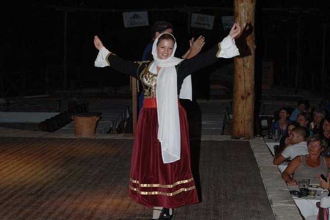 Cretan Folklore Night with Live Music, Dance, and Greek Dinner - Who Should Consider This Tour?