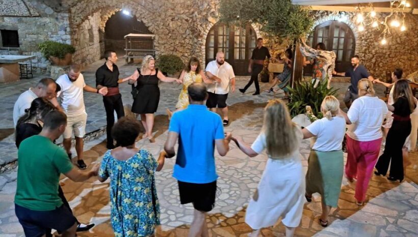 Cretan Night Experience  Dinner, Music & Dance - What the Reviews Say