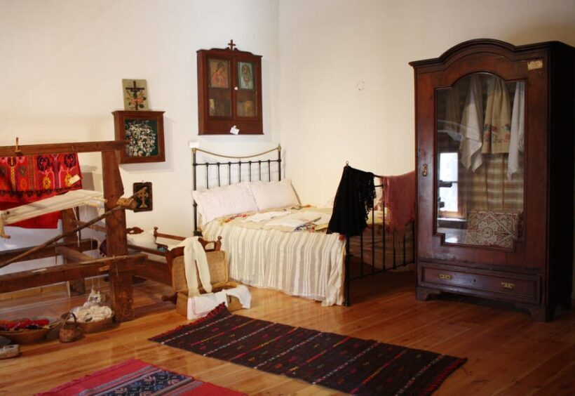 Cretan Traditional Village Assites, with food and drinks - An Introduction to the Assites Village Tour