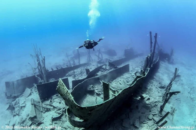 Crete: Guided Diving Experience for Certified Divers - An Authentic Dive into Crete’s Underwater Landscape