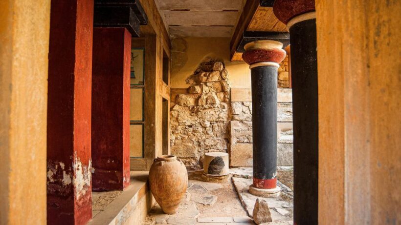 Crete: Knossos Palace, Archaeological Museum & Heraklion - Introduction