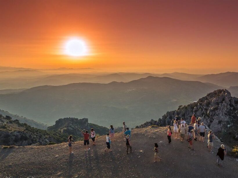 Crete: Land Rover Safari with Sunset Viewing, Dinner, & Wine - The Experience in Detail: What Makes It Special?