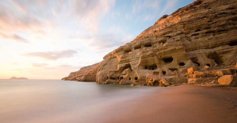 Crete: Matala Beach and Hippie caves, Red beach - Key Points