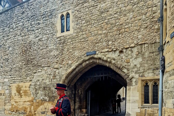 Crown Jewels Royal Secrets Scandals and Tower of London Tour - FAQ